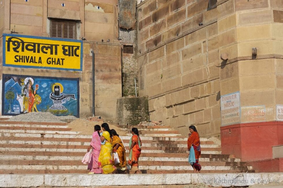 Street Art in Varanasi: Along on the Ganges | Street Art India