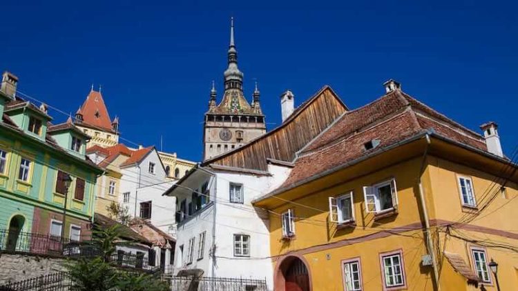 Suggested Itineraries for Independent Travellers & Backpackers