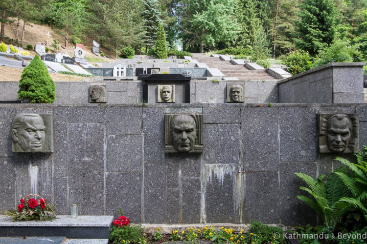Off-the-beaten-track Lithuania - Antakalnis Cemetery in Vilnius