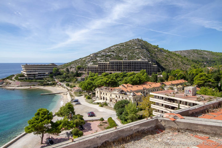 Visiting the bay of abandoned hotels in Kupari, Croatia | URBEX